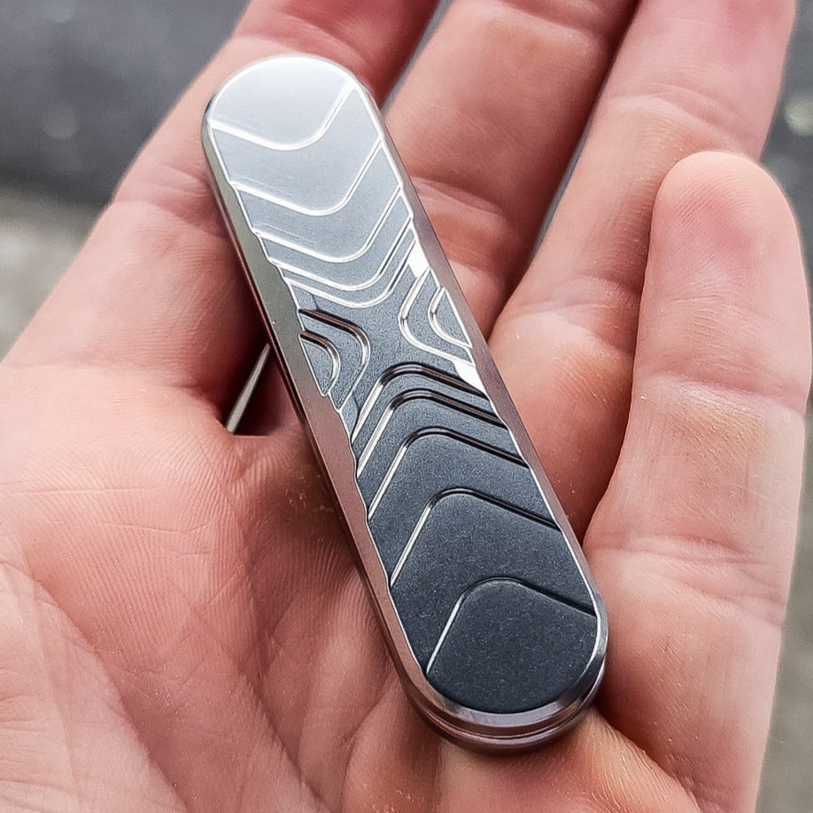 MonoX™ 3-Click - Titanium Slider – Magnus Store