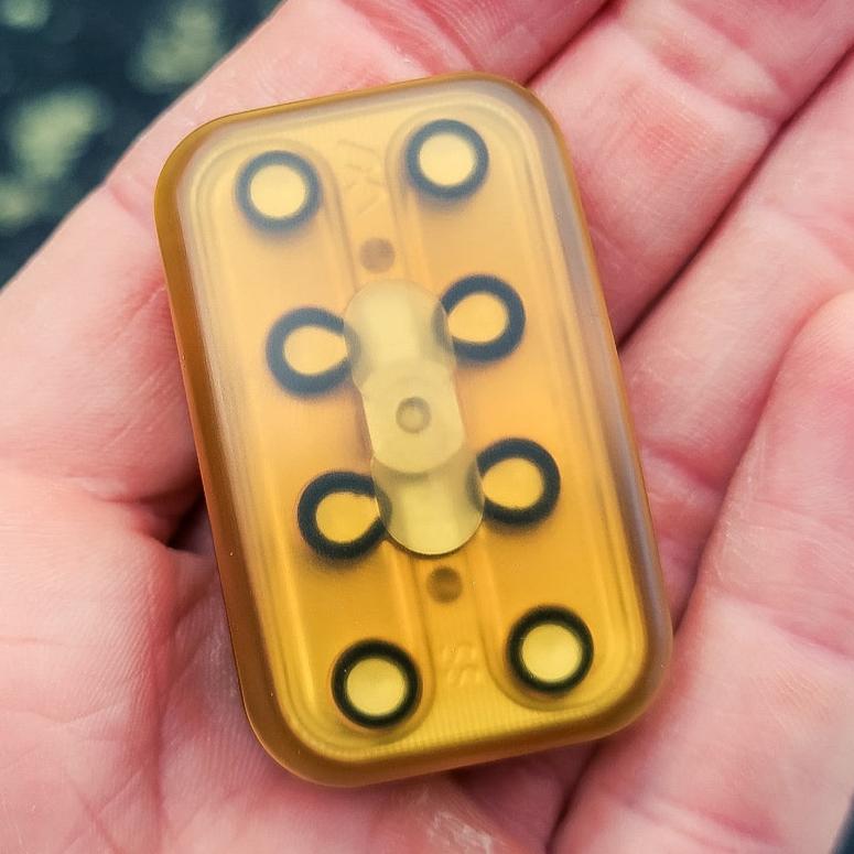 Pebble™ Ultem - 3-Click Slider with Zirconium Plates (Lucky Drop 1 ...